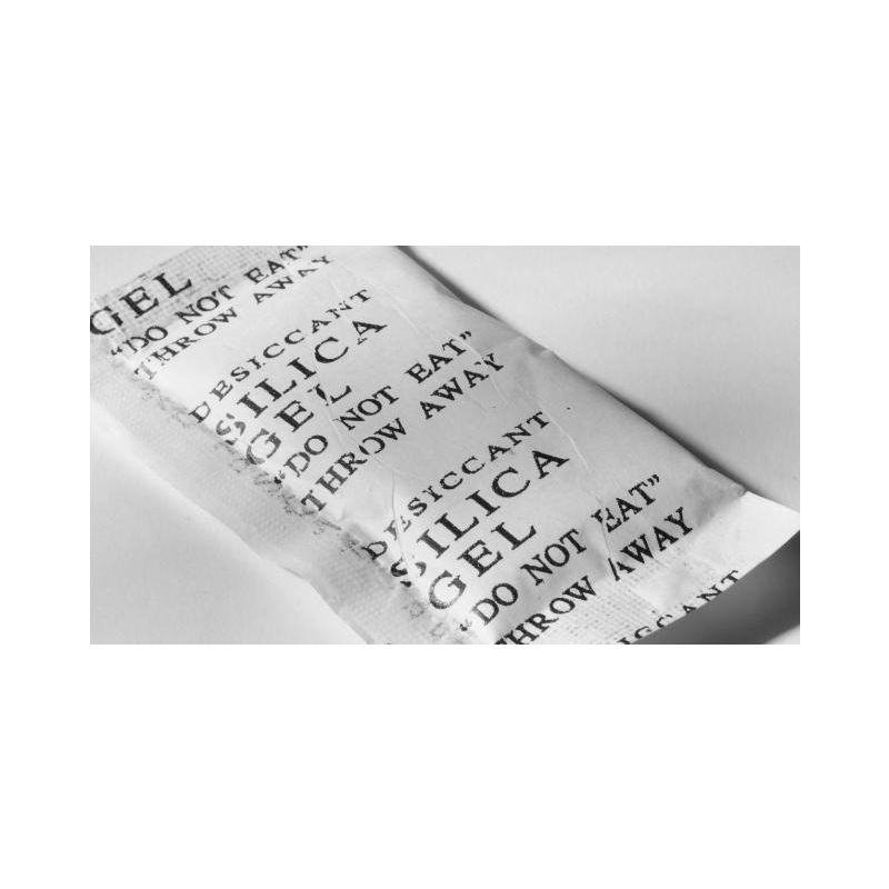 SALI GEL DI SILICE 4,5x2,7 CM Conf. da 4000 bustine